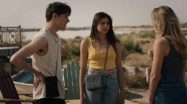 Qui est Maya (Ici tout commence) jouée par Alexandra Favalli sur TF1 ...