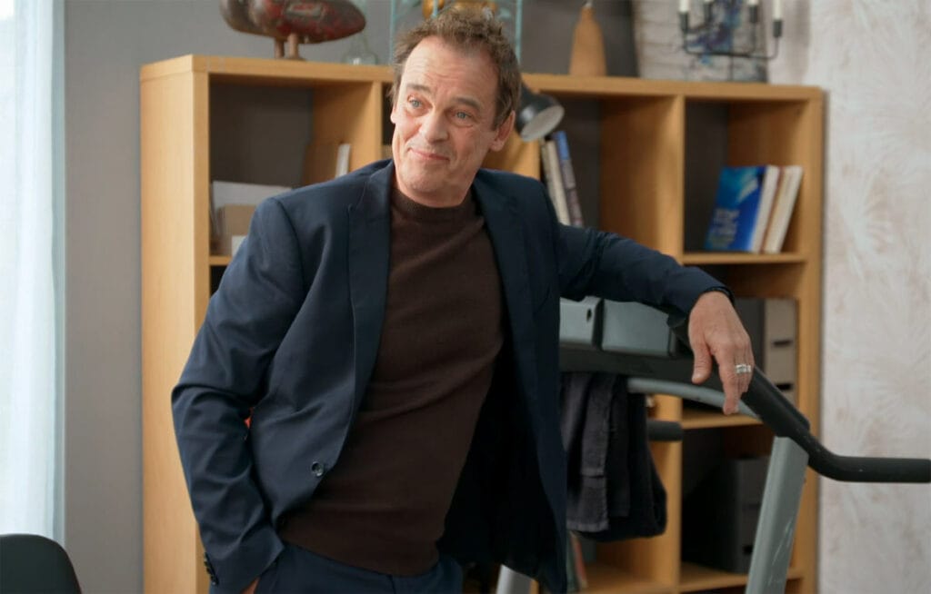 Fanny est abattue avec le divorce et Peter ému de retrouver Hélène ...