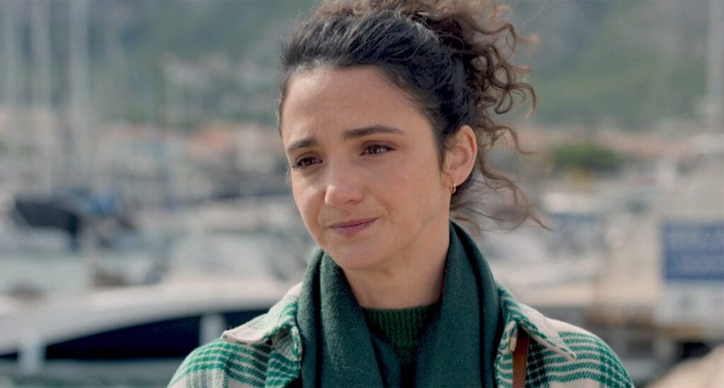 Baptiste n'est pas le papa de Romy, Thomas dévasté - Plus belle la vie ...