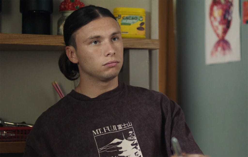 Kelly enceinte et rayonnante mais personne ne sait son secret ? - Ici ...